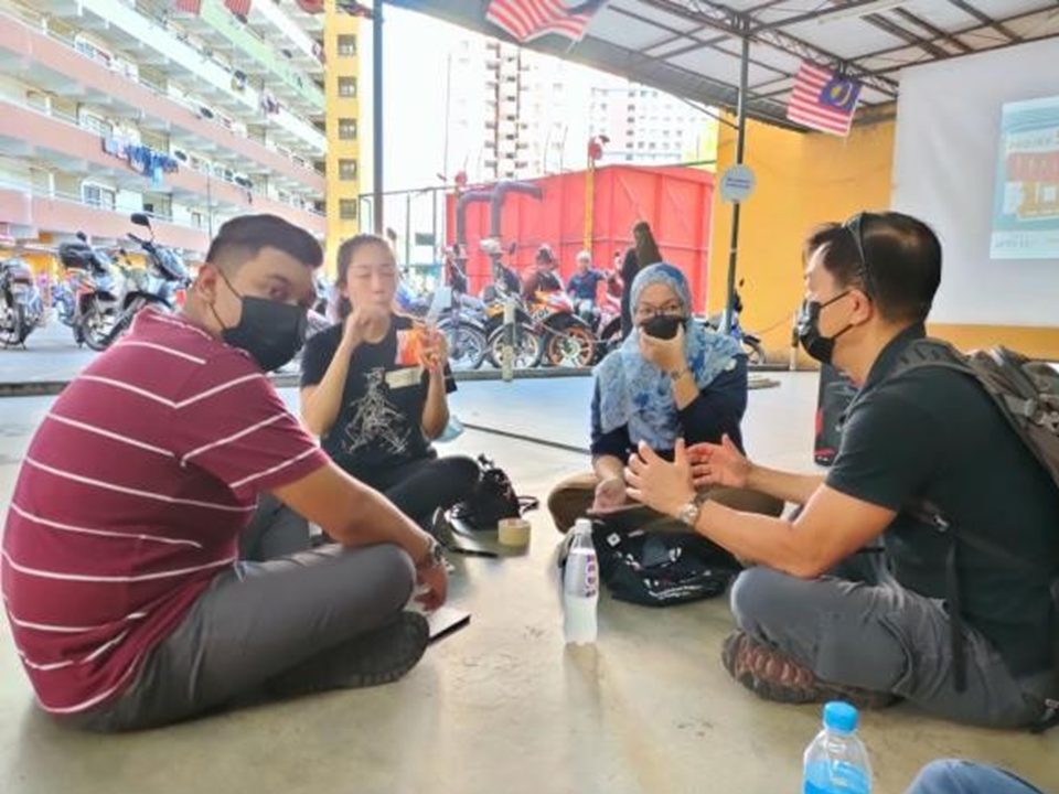 Finding Communities’ Voices through Arts Education with Wong Hoy Cheong ...